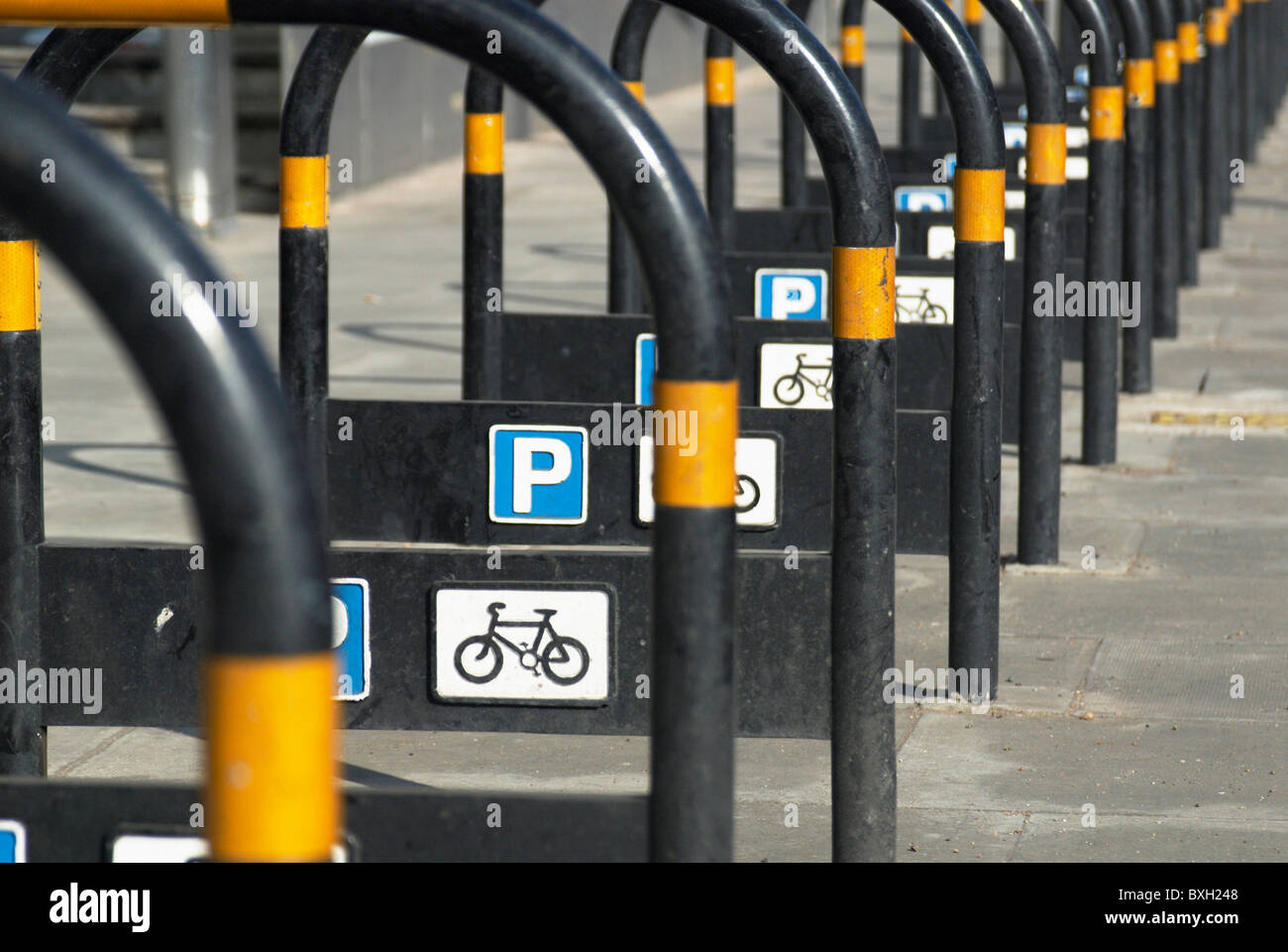 Bicycle rack and sign hi-res stock photography and images - Alamy