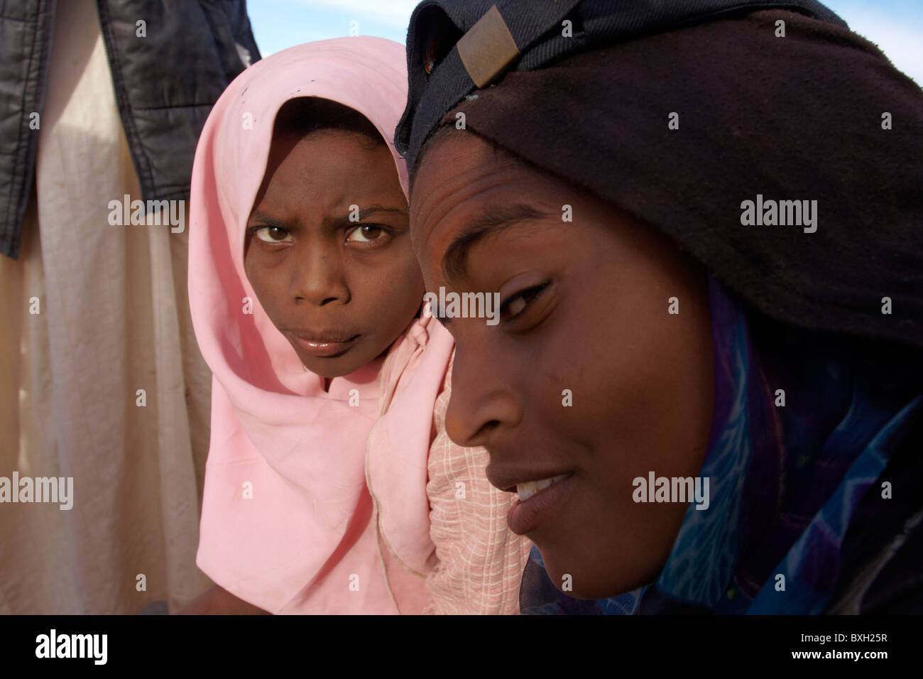 Portrait sudanese woman hi-res stock photography and images - Alamy