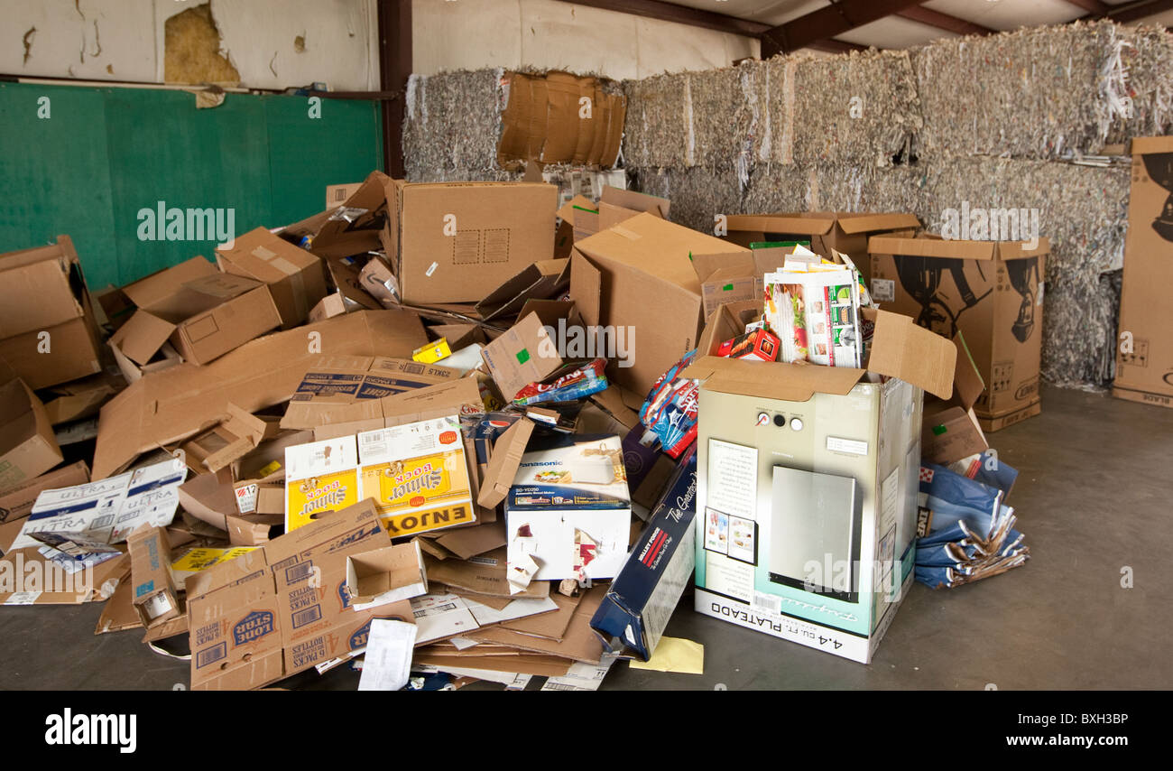 Empty waste boxes hi-res stock photography and images - Alamy