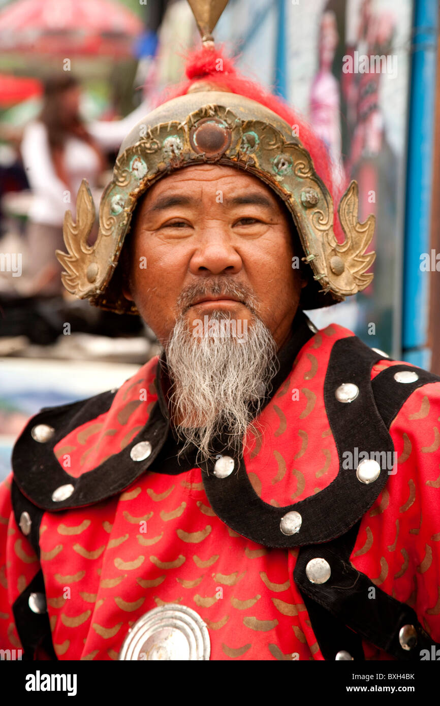 Warrior guard at the Great Wall of China Stock Photo - Alamy