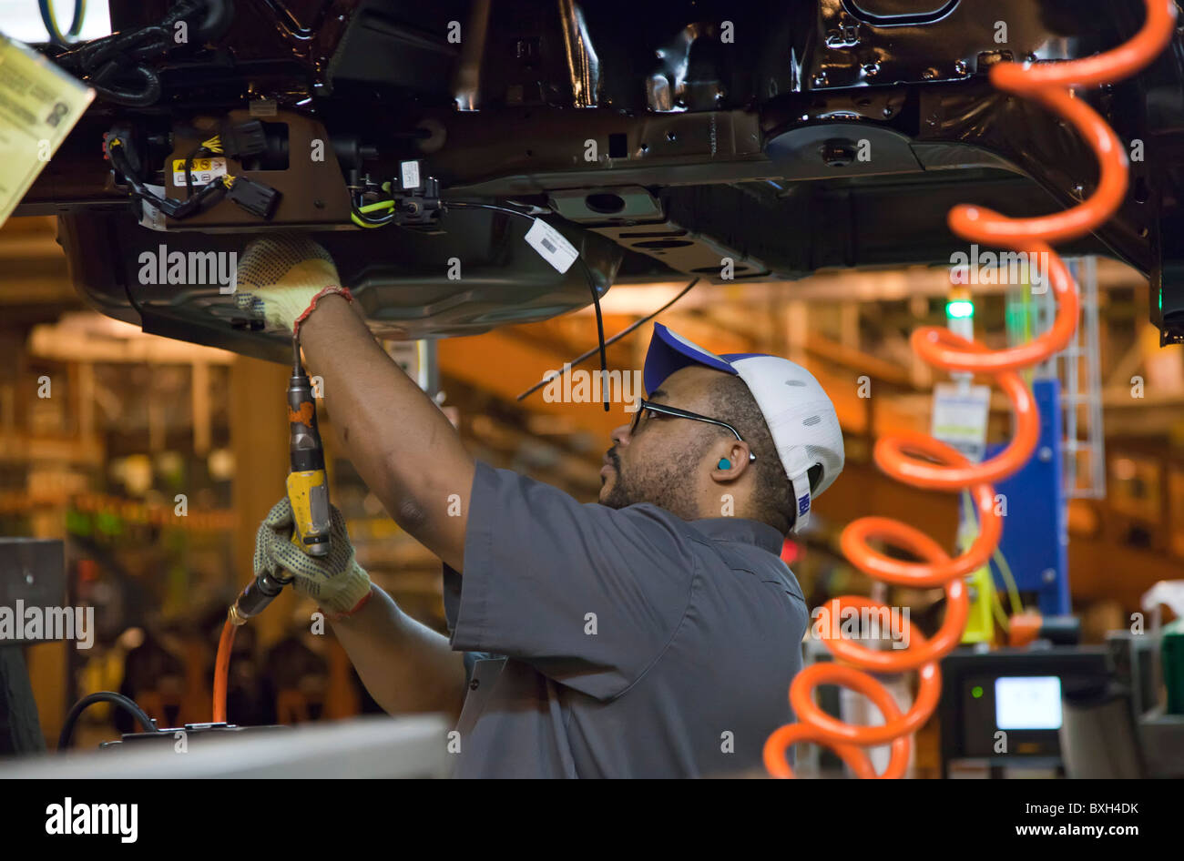 Detroit assembly line hi-res stock photography and images - Alamy