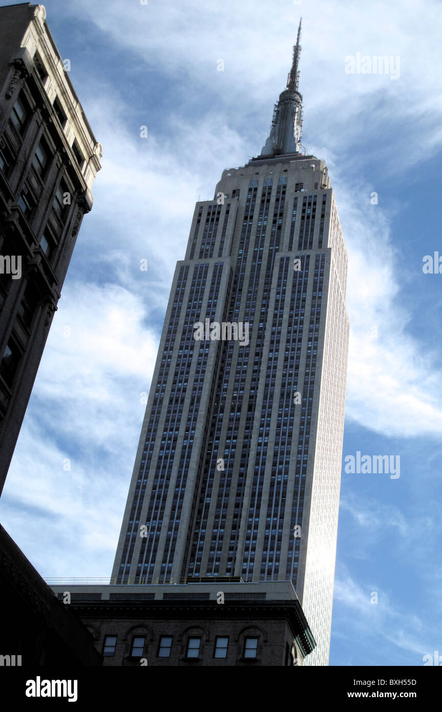 Empire State Building skyscraper in New York City Stock Photo - Alamy