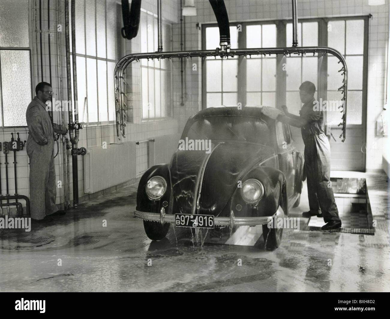 Inventions 1940s High Resolution Stock Photography and Images - Alamy