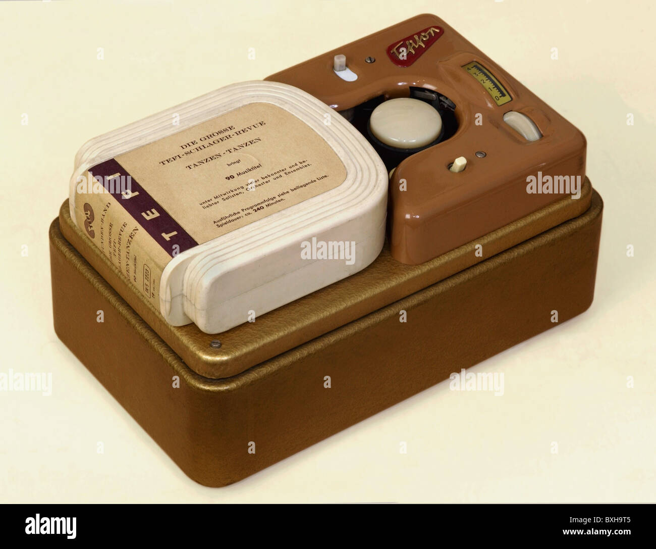 1956 1950s hi-res stock photography and images - Alamy