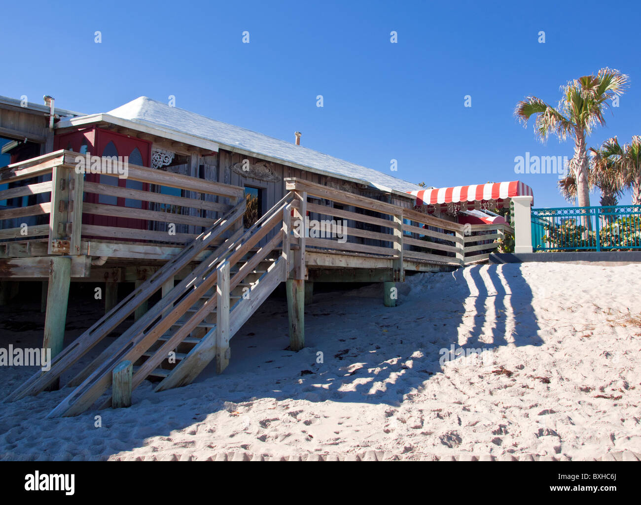 Vero beach florida boardwalk hi-res stock photography and images - Alamy