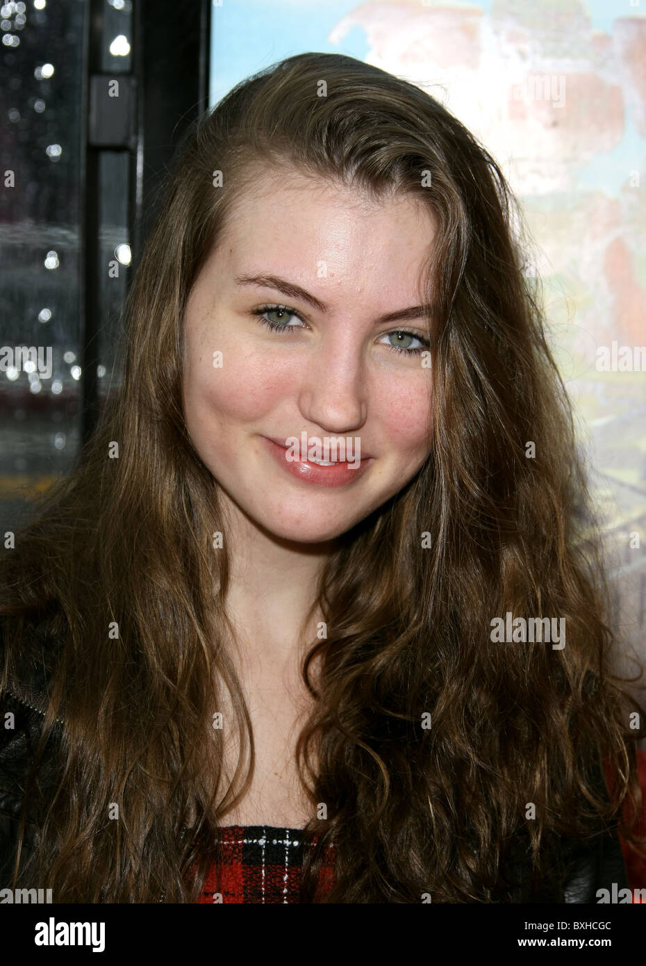 JORDAN MONAGHAN GULLIVER'S TRAVELS LOS ANGELES PREMIERE HOLLYWOOD LOS ...