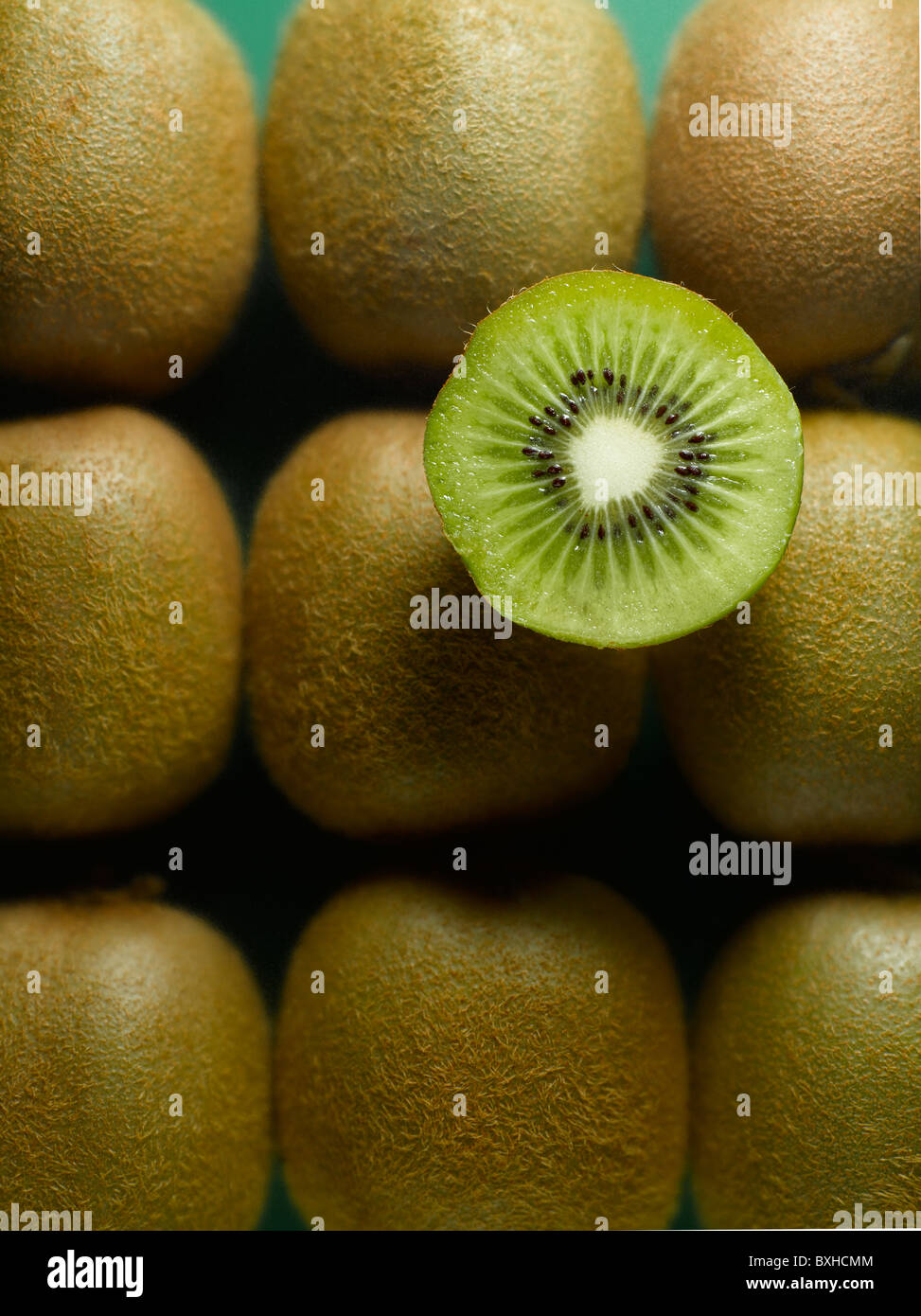 Whole kiwifruit hi-res stock photography and images - Alamy