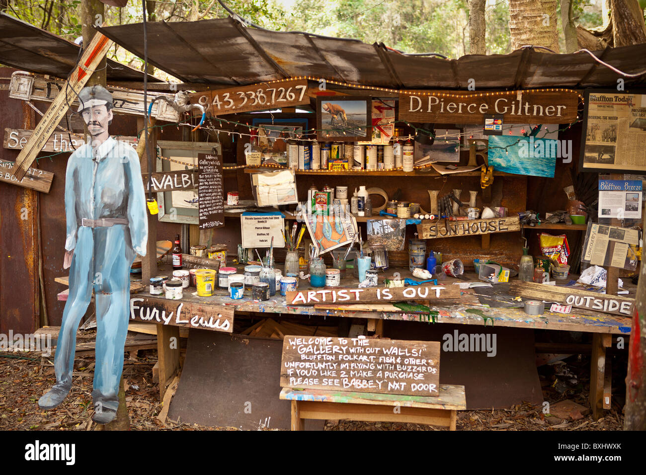 Outdoor art studio in the tiny artists village of Bluffton, South ...