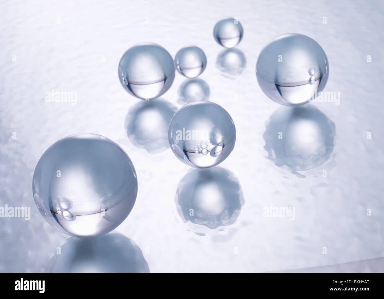 Spheres hi-res stock photography and images - Alamy