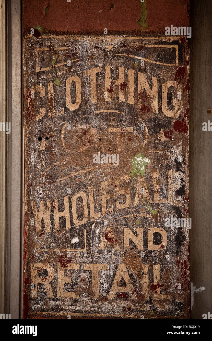 Old painted sign Savannah, Georgia, USA Stock Photo - Alamy