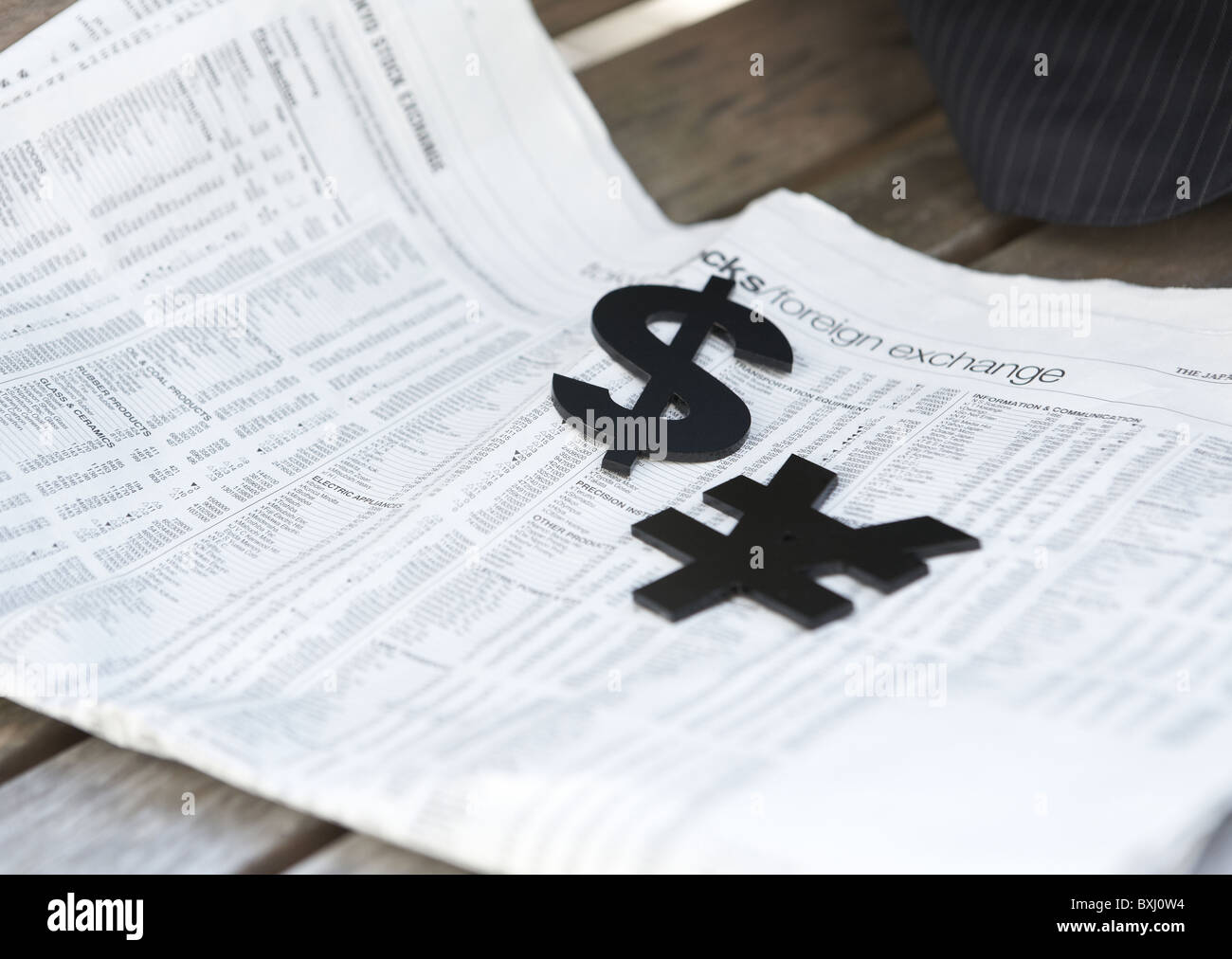 English language newspaper hi-res stock photography and images - Alamy