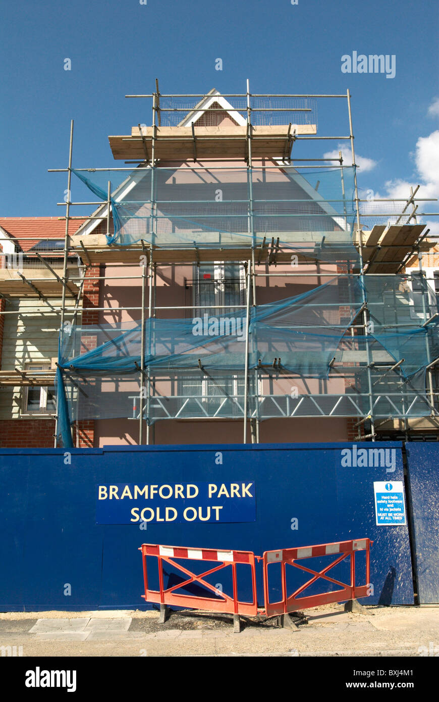 Sold out board hi-res stock photography and images - Alamy