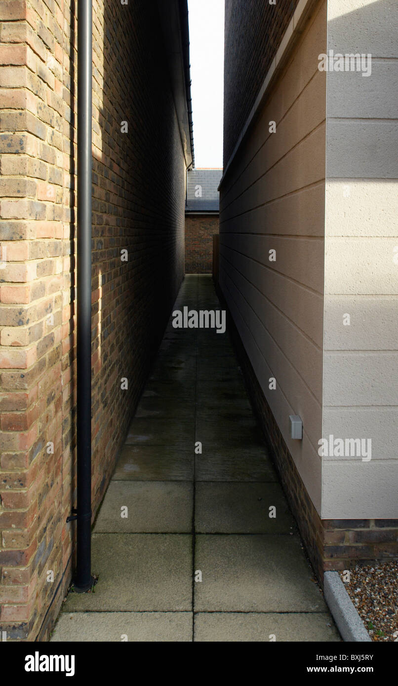 Alleyway between houses Kent UK Stock Photo - Alamy
