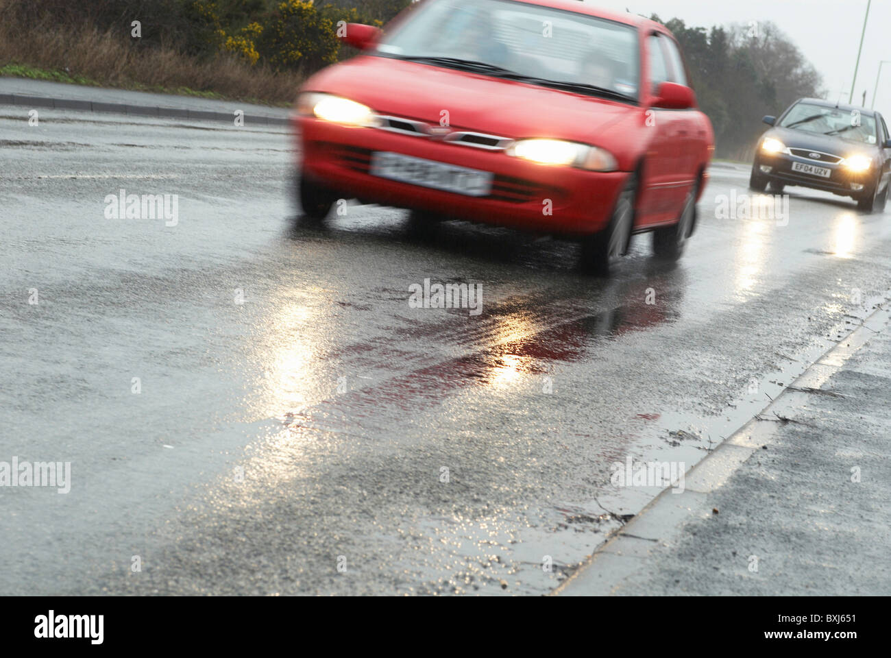 Wet day for driving hi-res stock photography and images - Alamy