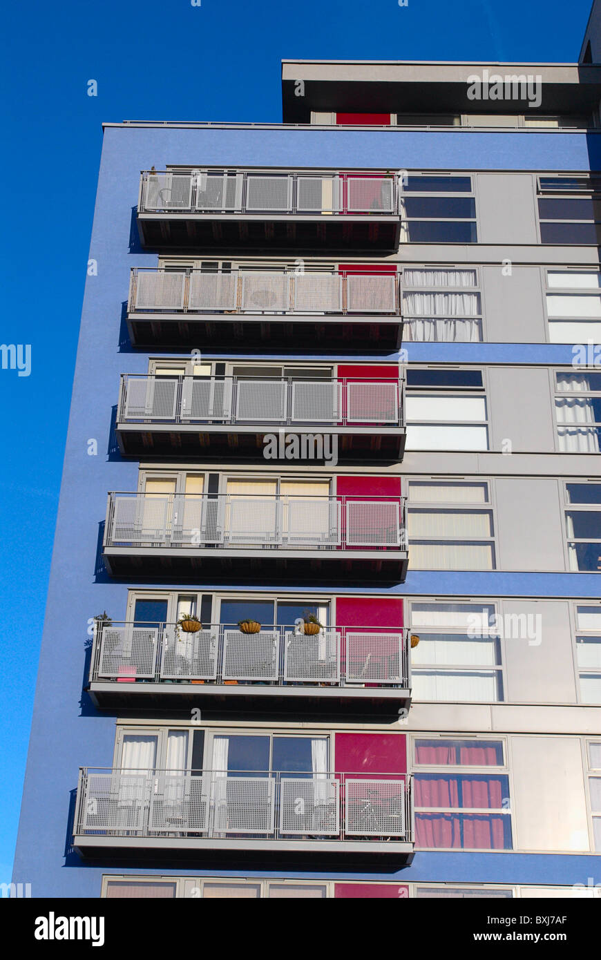 Modern apartment blocks hi-res stock photography and images - Alamy