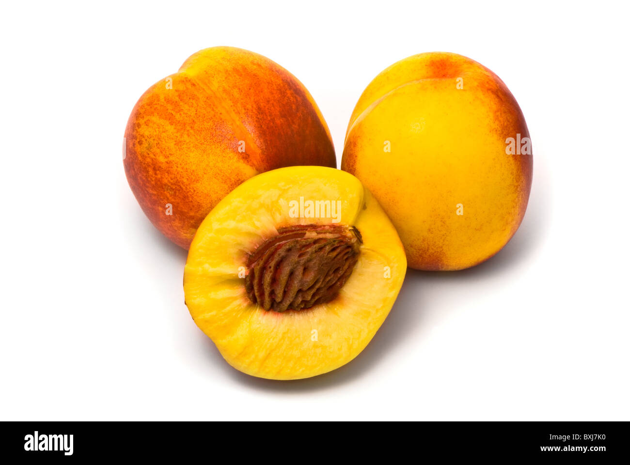 Whole nectarines hi-res stock photography and images - Alamy