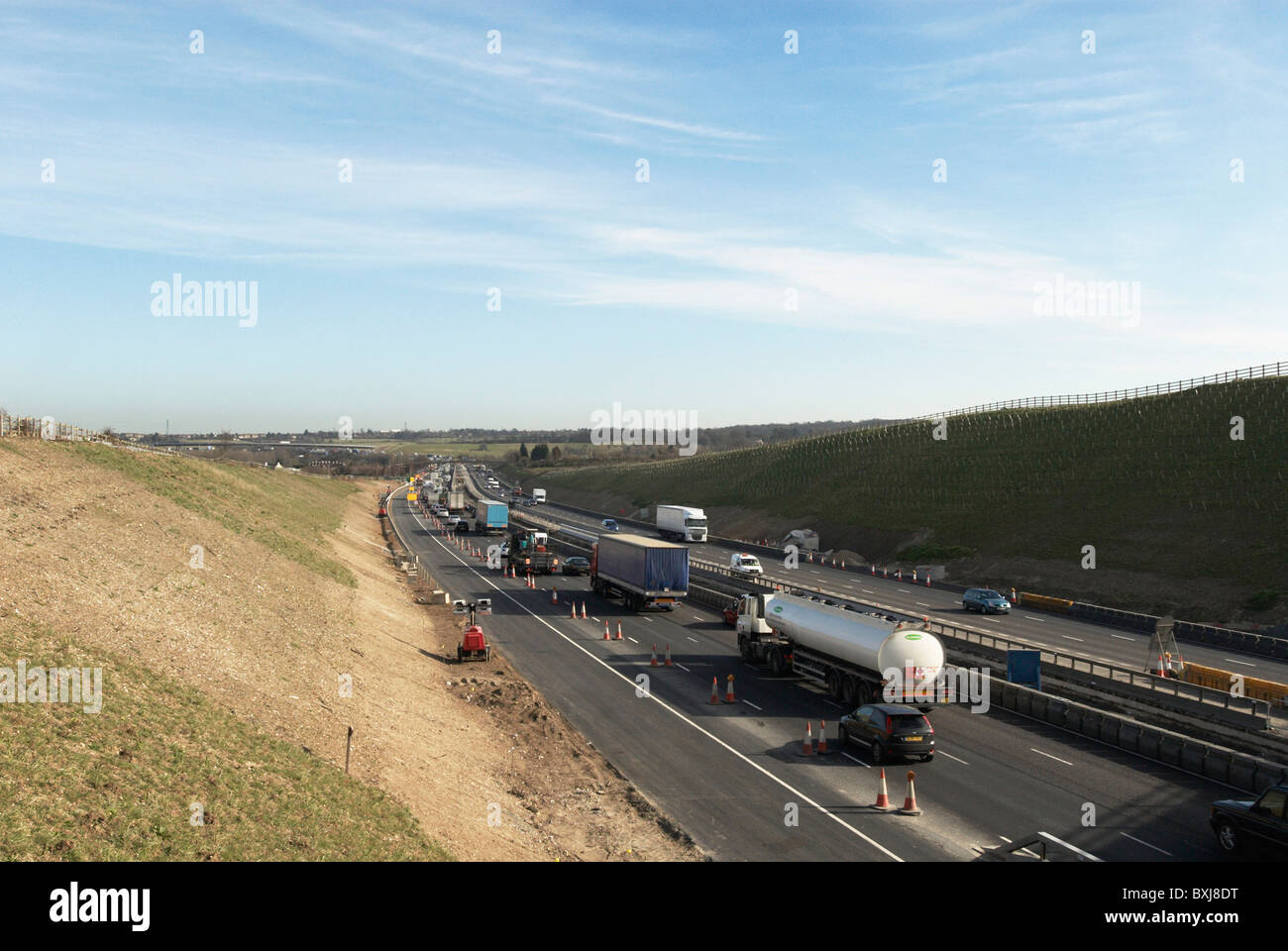 M25 widening hi-res stock photography and images - Alamy