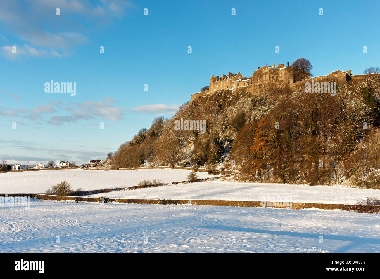 Scottish castles winter snow hi-res stock photography and images - Alamy
