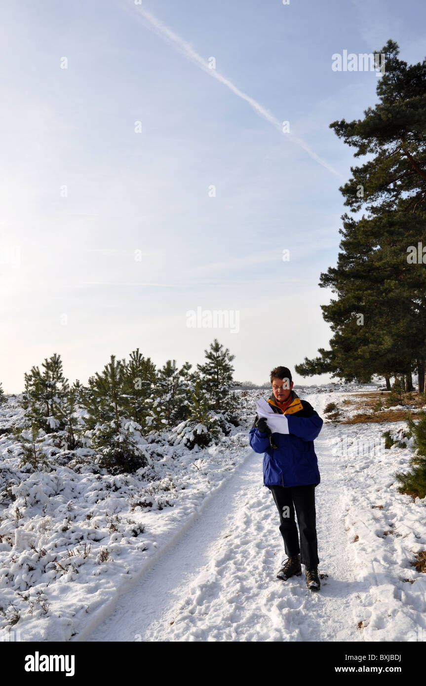 Walking route map hi-res stock photography and images - Alamy