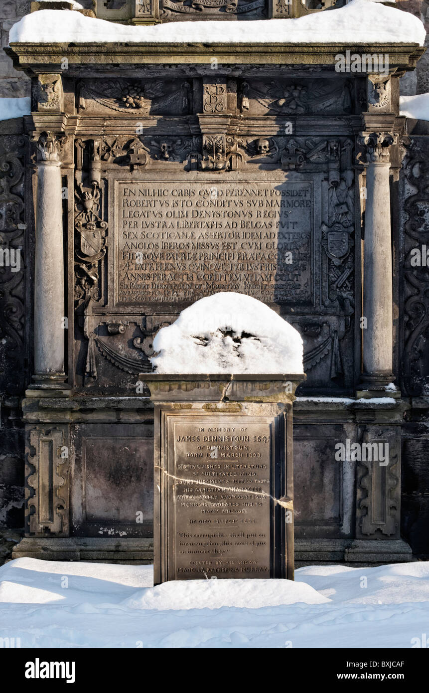 Tomb and gravestone in Greyfriars Kirk graveyard, Edinburgh, Scotland ...