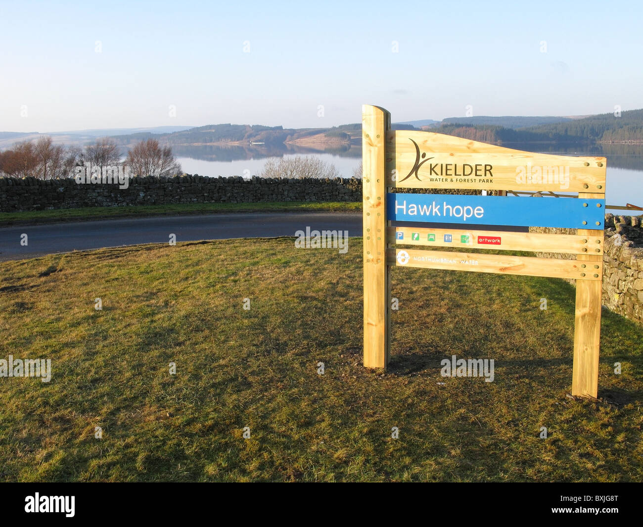 Kielder Water and Forest Park sign, with Kielder Water beyond ...