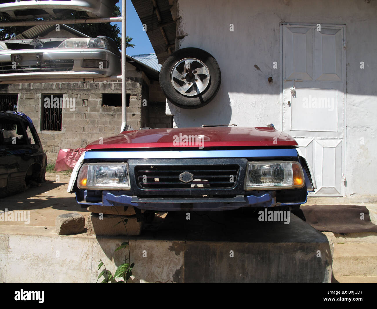 Car junk yard hi-res stock photography and images - Alamy