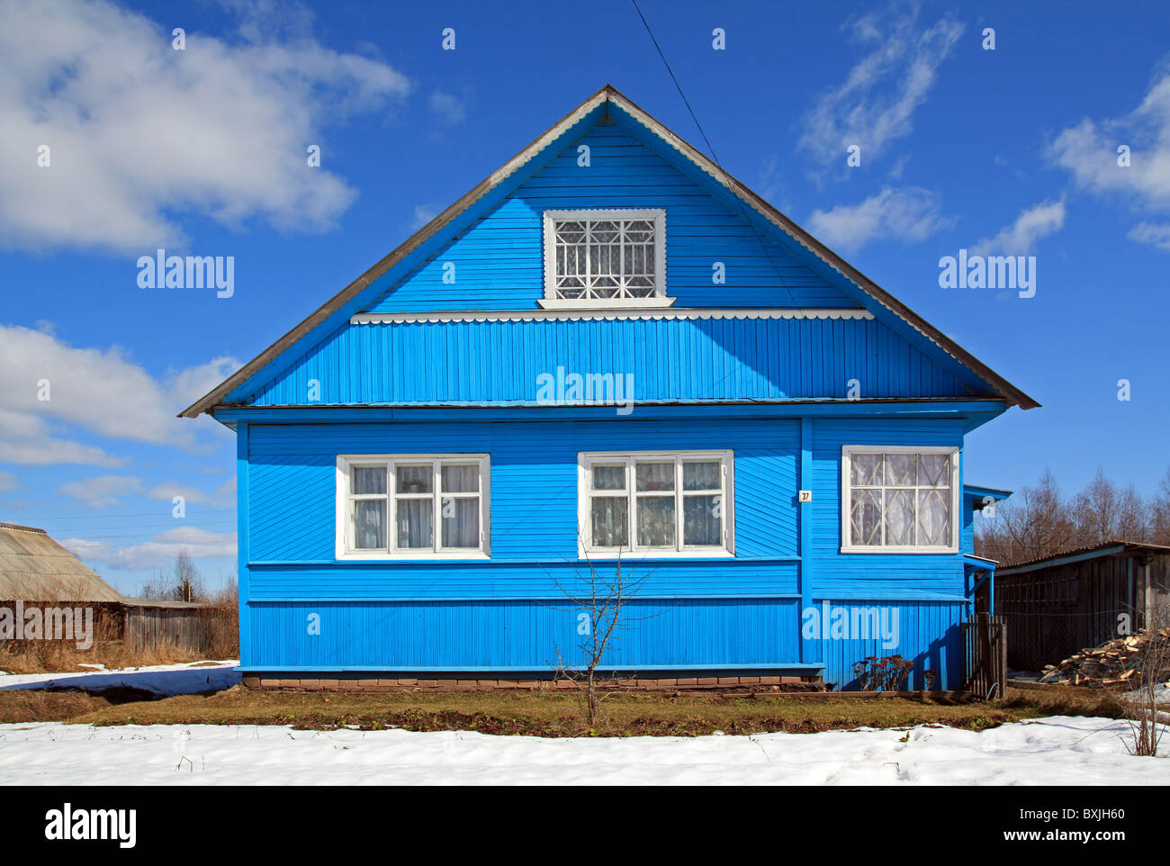 blue rural house Stock Photo - Alamy