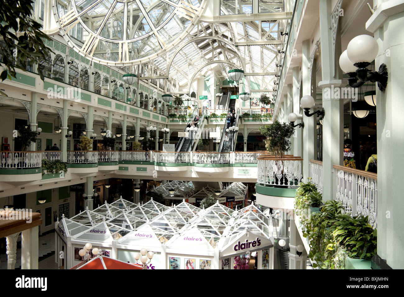 Interior shopping centre dublin hi-res stock photography and images - Alamy