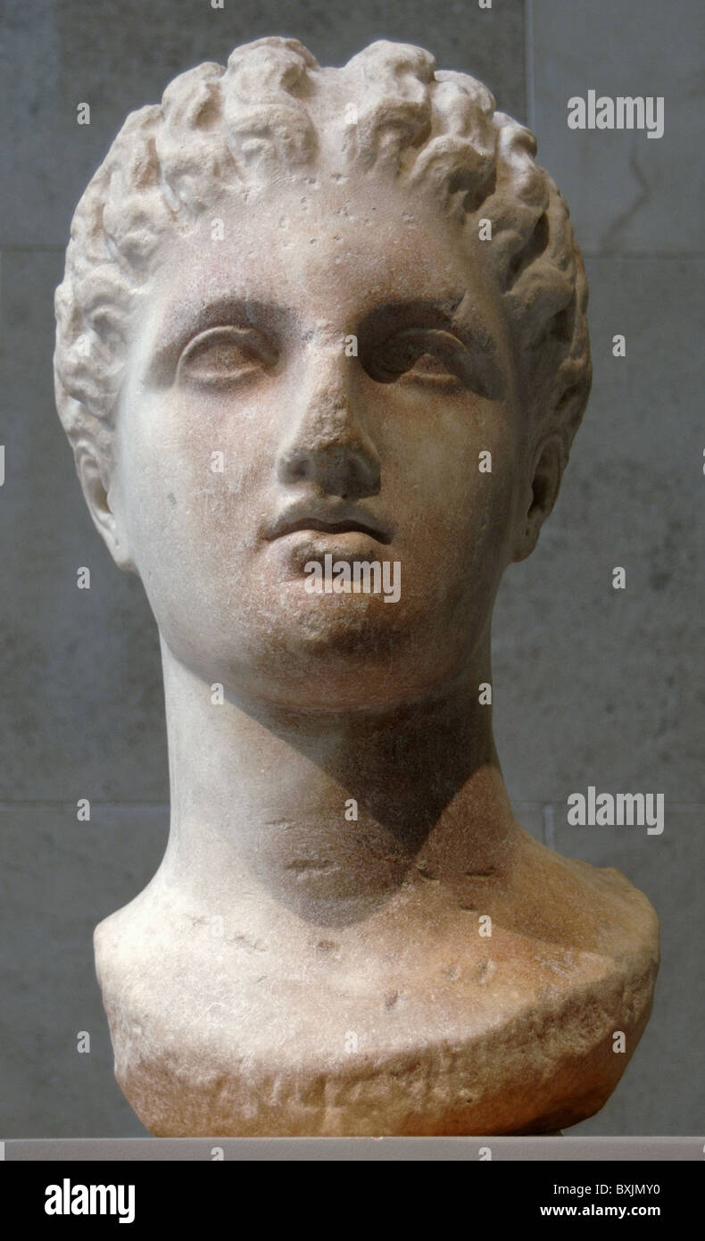 Marble bust greek sculpture hi-res stock photography and images - Alamy