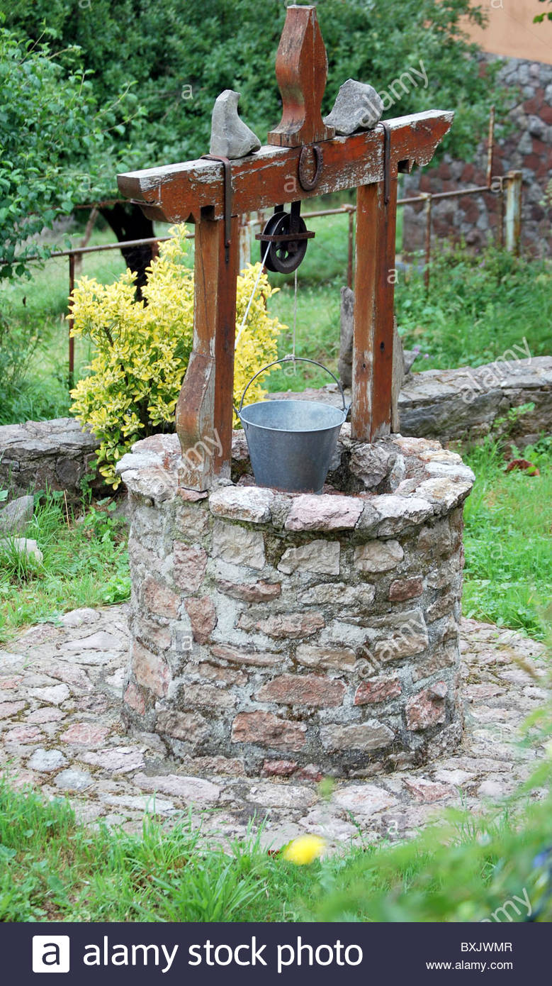 Old Well High Resolution Stock Photography and Images - Alamy