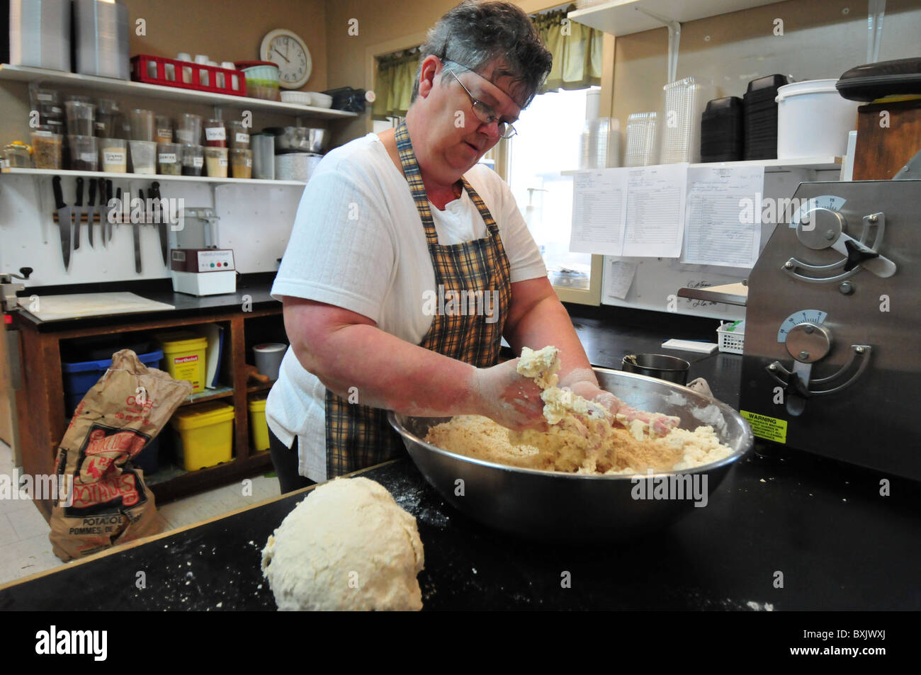 Labor wages working people hi-res stock photography and images - Alamy