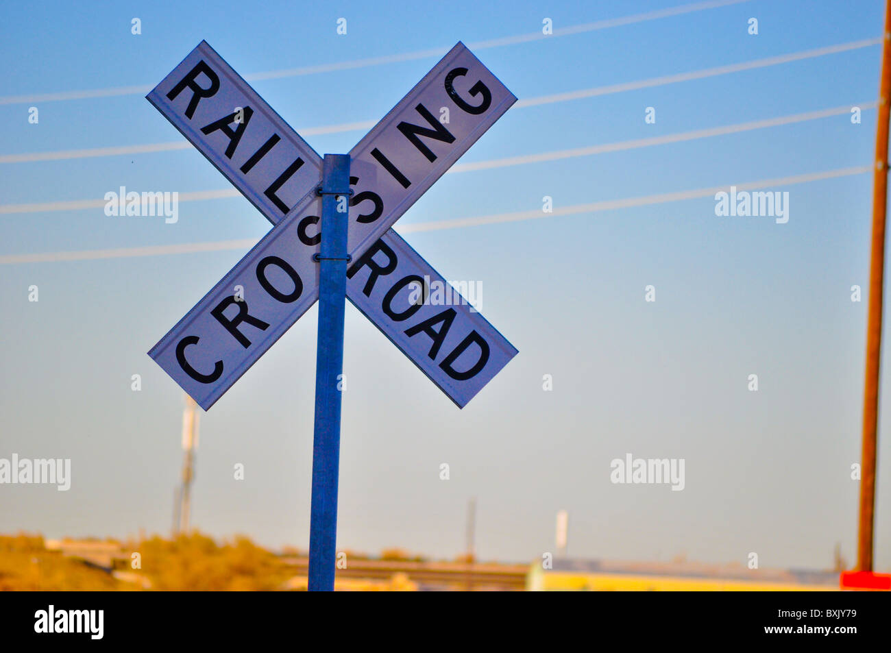 Railroad crossing sign hi-res stock photography and images - Alamy