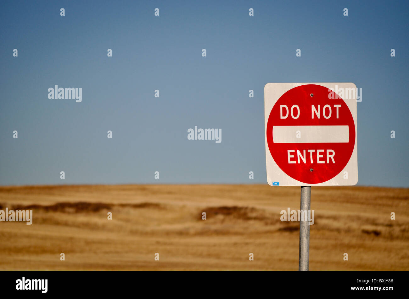 Open range sign hi-res stock photography and images - Alamy