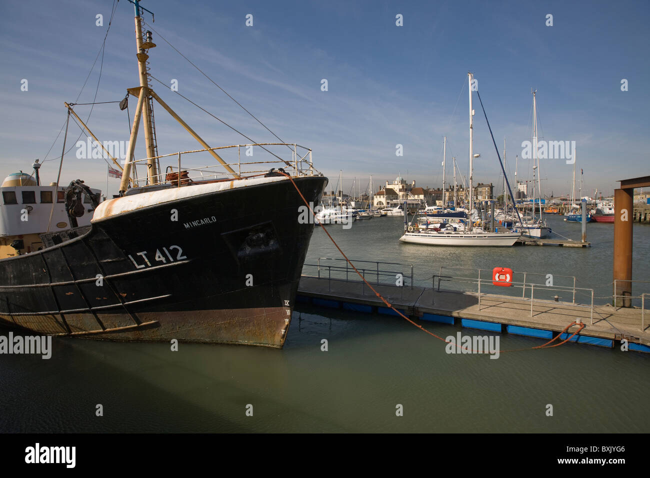 Lowestoft harbour fishing port hi-res stock photography and images - Alamy