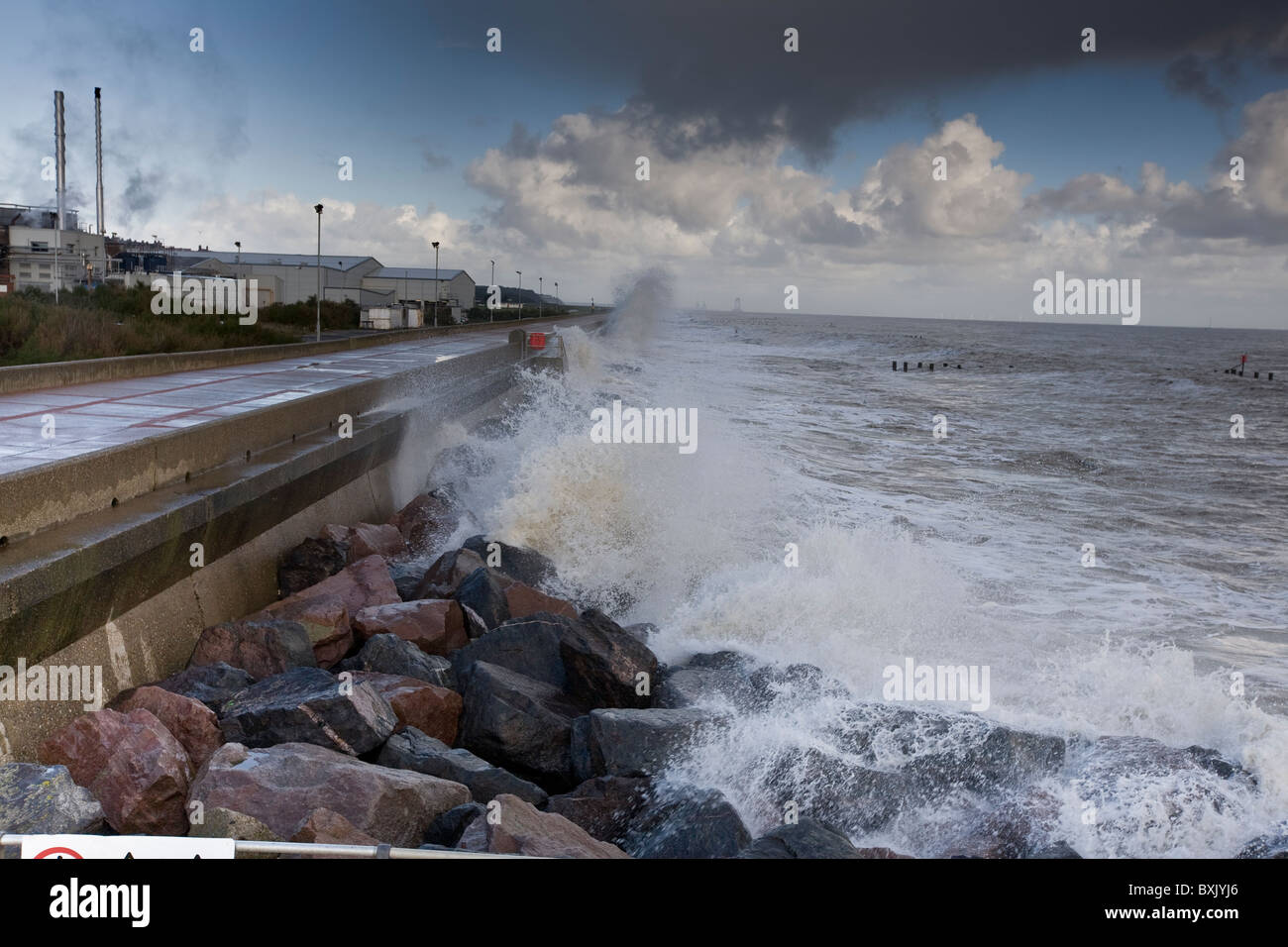 Tidal surge lowestoft hi-res stock photography and images - Alamy