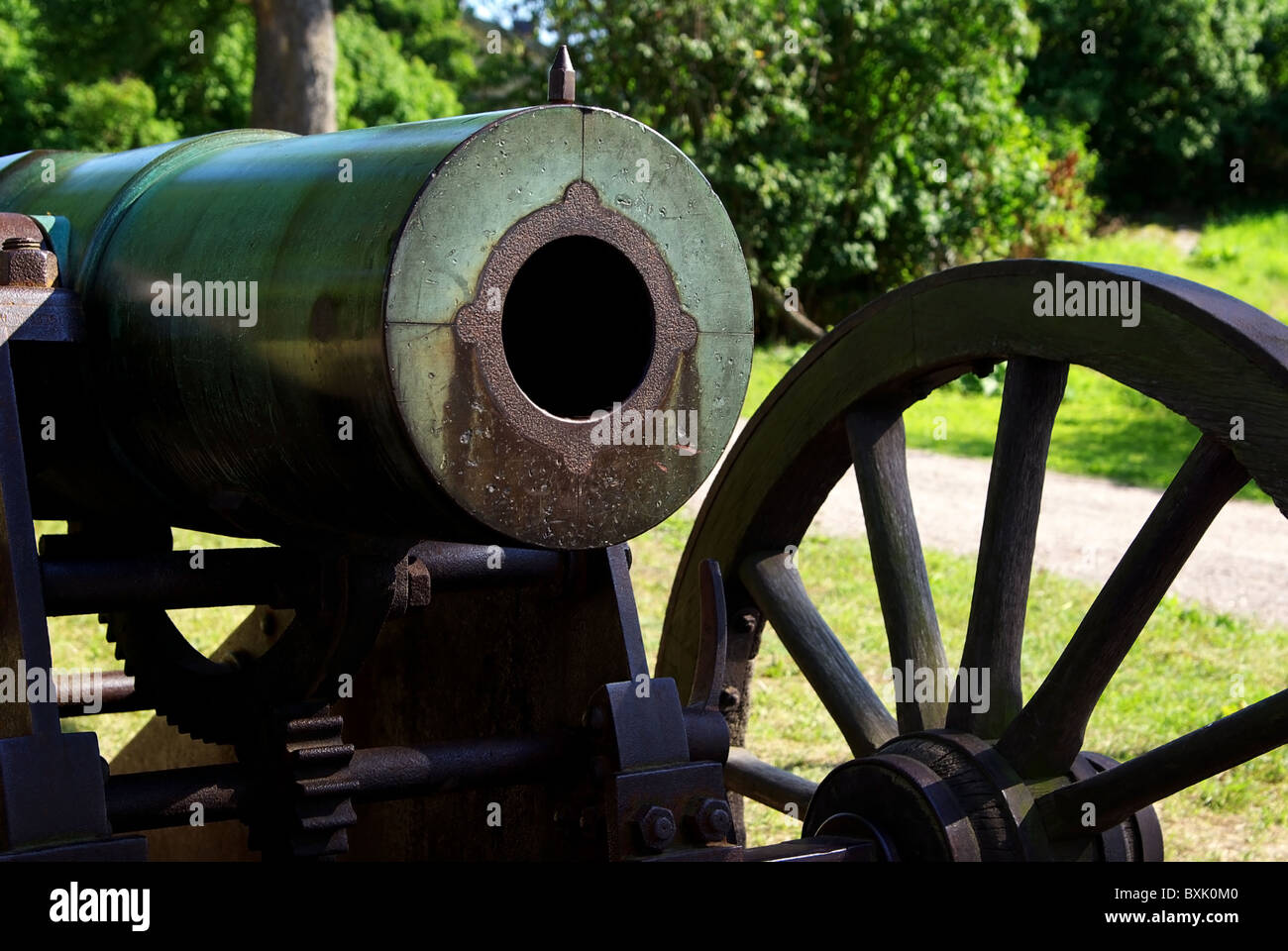 Big old gun Stock Photo - Alamy