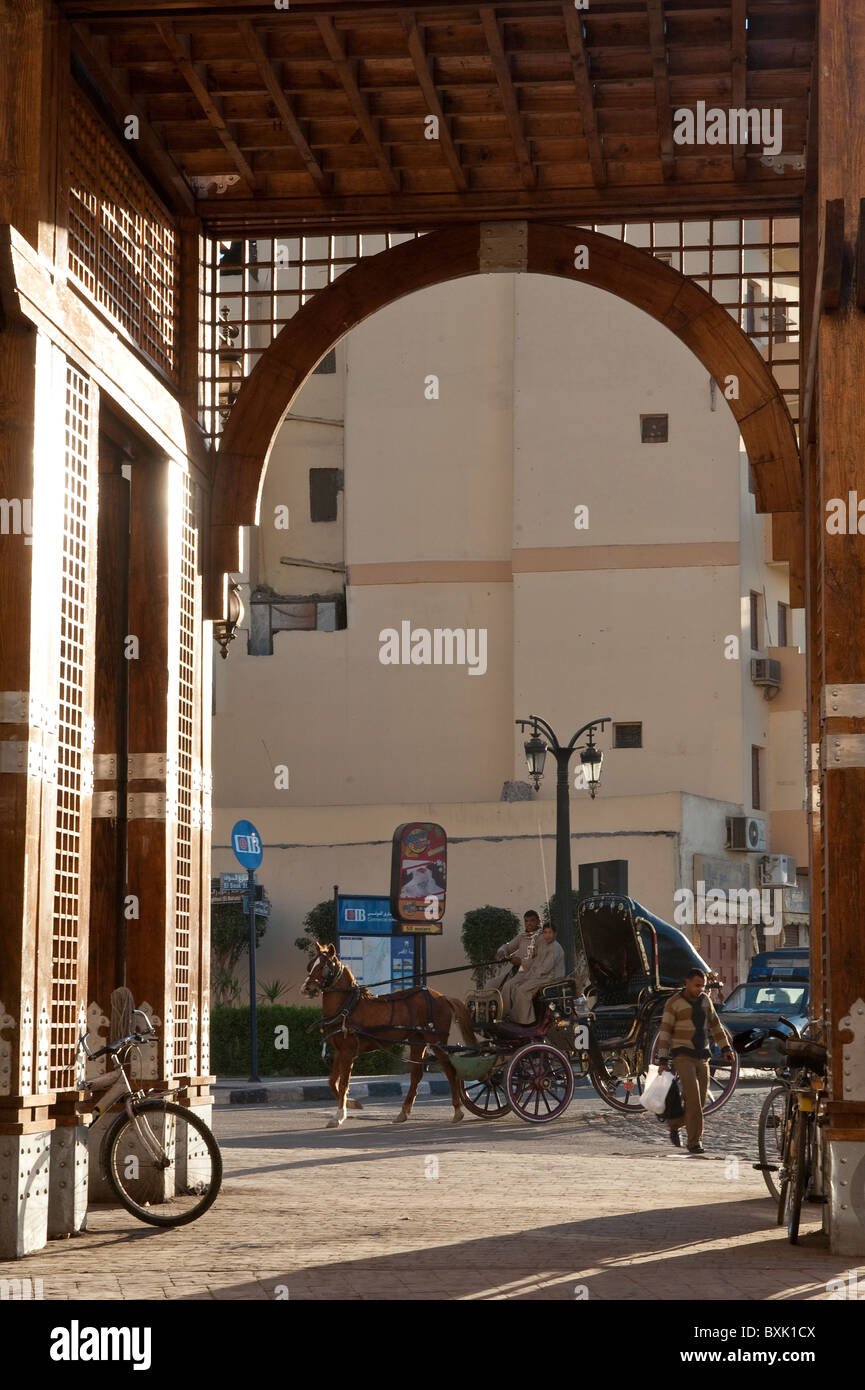 Egypt, Luxor. Entrance of El Souk market Stock Photo - Alamy