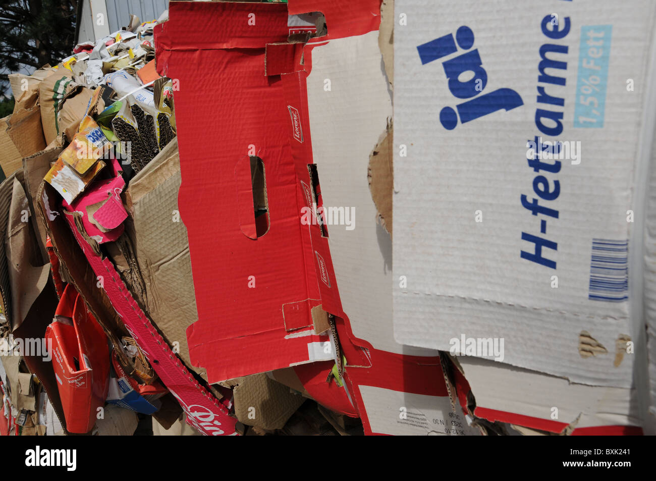 Carton waste management hi-res stock photography and images - Alamy