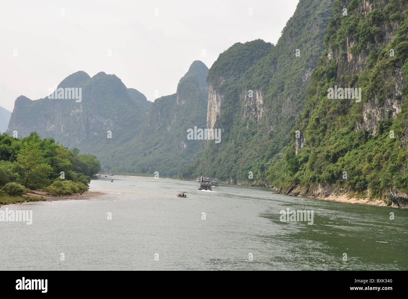 Li River, Limestone Peaks, Guilin area, Southern China Stock Photo - Alamy