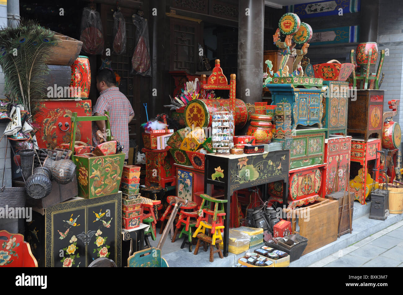 Gigantic Antique Market, Panjiayuan, Beijing, China Stock Photo - Alamy