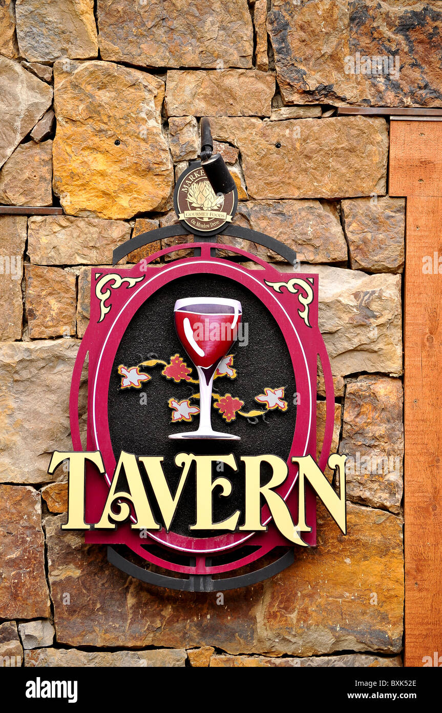 Tavern sign hi-res stock photography and images - Alamy