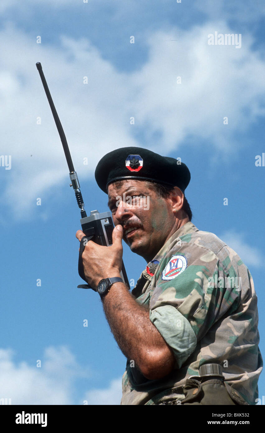 USA. MEMBERS OF THE ANTI-CASTRO CUBAN EXILE COMMUNITY ALPHA 66 DURING ...