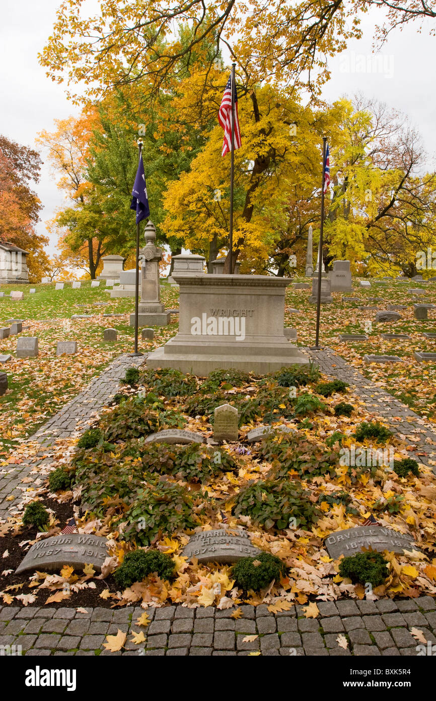 Orville and wilbur wright grave High Resolution Stock Photography and ...
