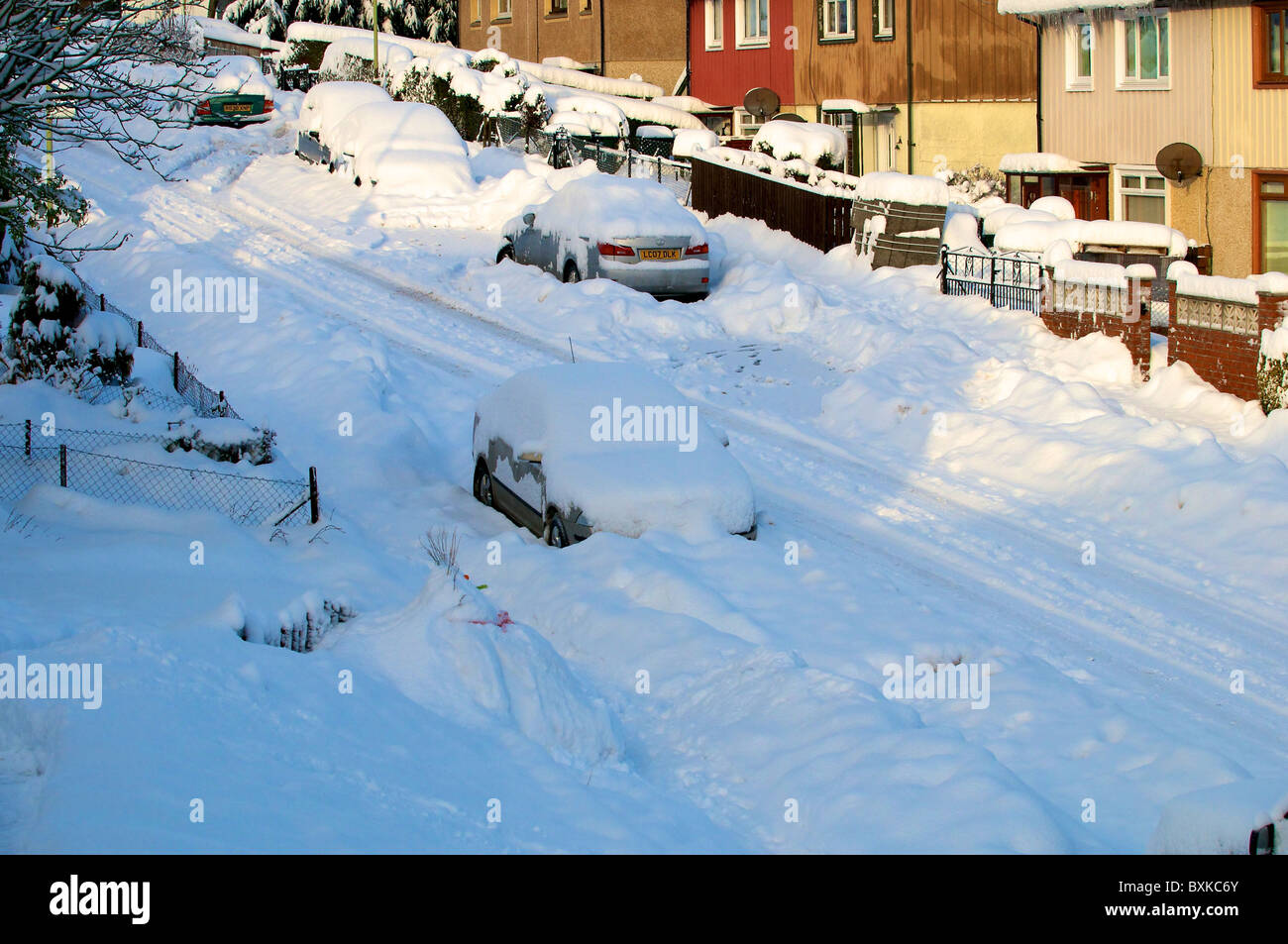 Thick snow falls in a street in Perth Stock Photo - Alamy