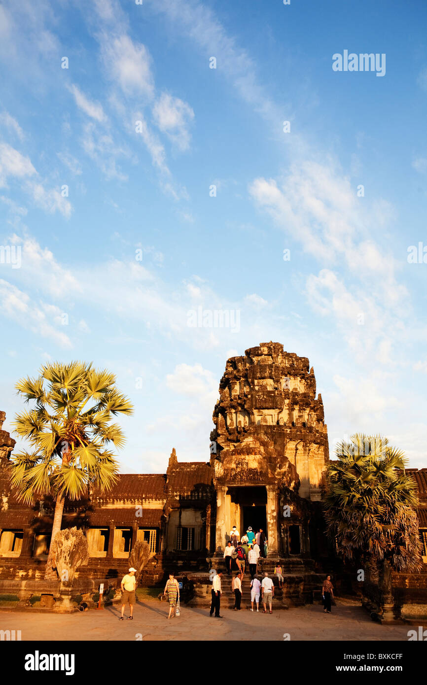 West Gate of Angkor Wat temple Stock Photo - Alamy