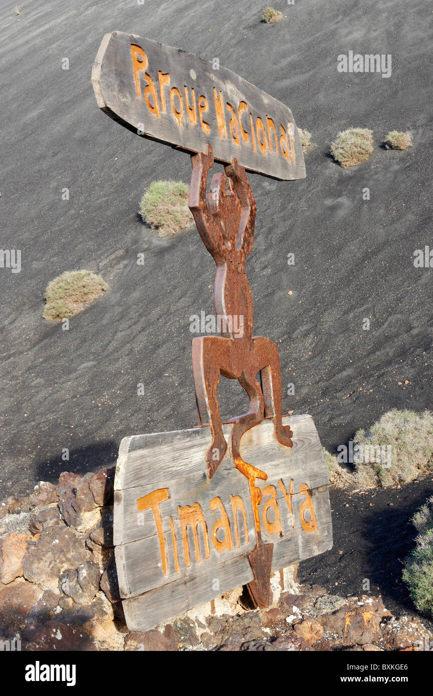 Fire mountains timanfaya national hi-res stock photography and images ...