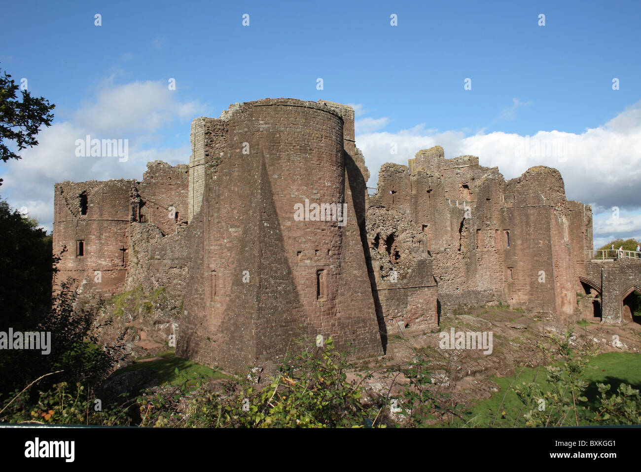 Historic goodrich castle hi-res stock photography and images - Alamy