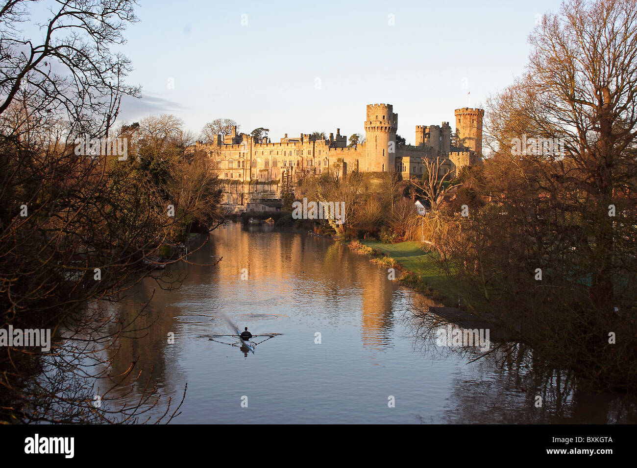 Warwick castle exterior hi-res stock photography and images - Alamy