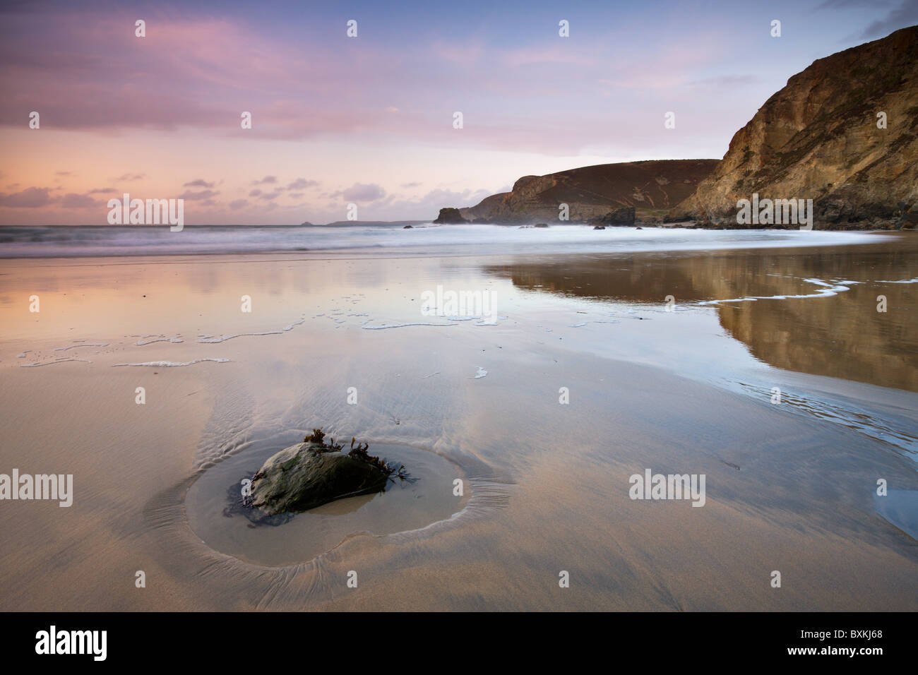 St agnes cornwall beach hi-res stock photography and images - Alamy