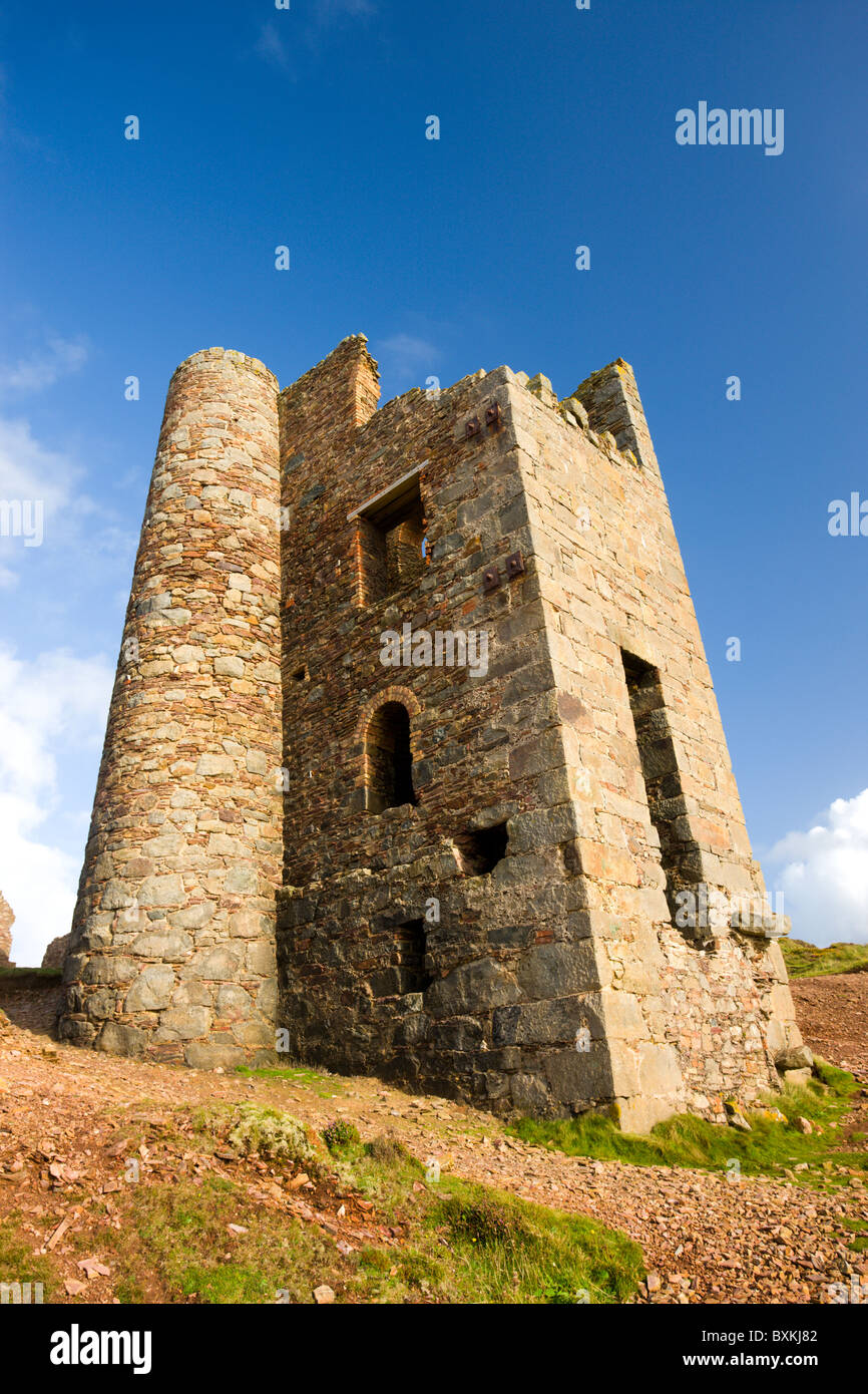 St agnes mine hi-res stock photography and images - Alamy